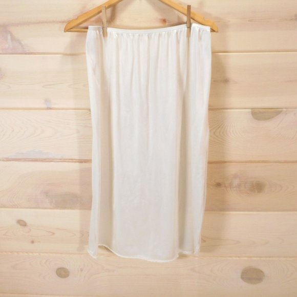 vassarette | Intimates & Sleepwear | Vintage Vassarette Xl Half Slip ...